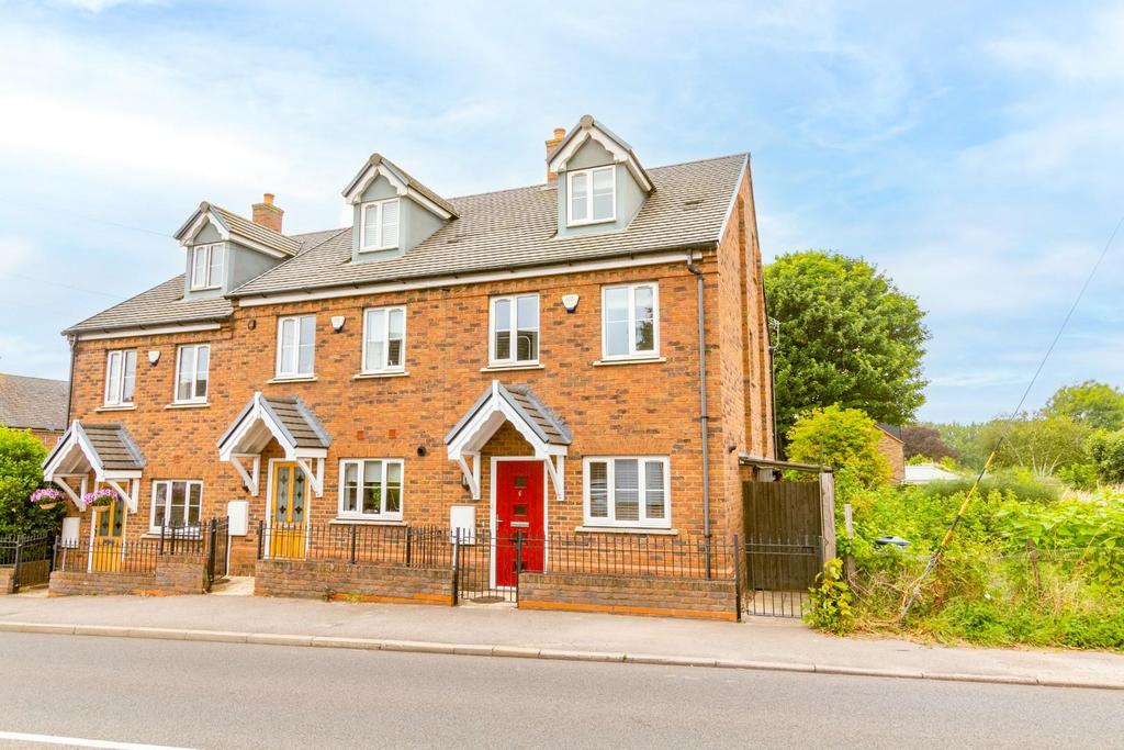 New Mill Place, Tringford Road, Tring 3 bed end of terrace house for ...