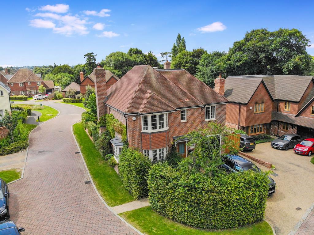 Saxon Way, Maidstone, ME15 4 bed detached house - £700,000