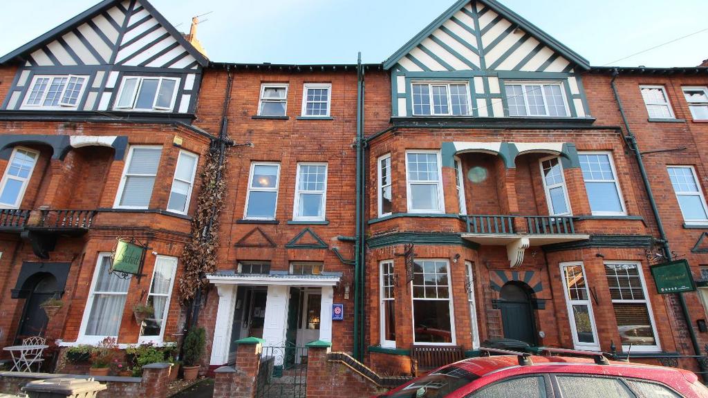 Bootham Guest House, Bootham... 1 bed in a house share - £700 pcm (£162 pw)