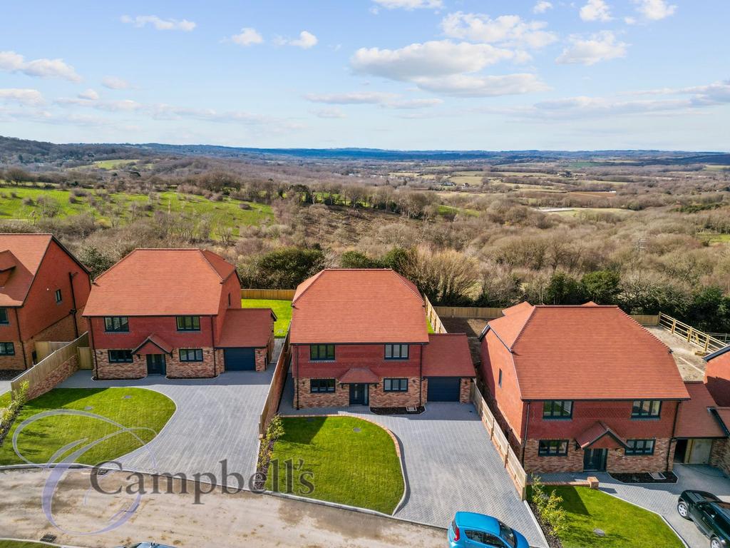 Bradshaw Close, Guestling, TN35 4 bed detached house - £700,000