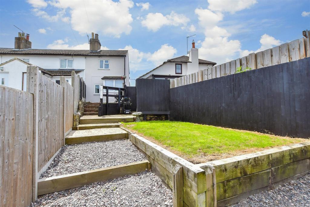 Grange Lane, Sandling, Maidstone, Kent 1 bed semi-detached house - £220,000