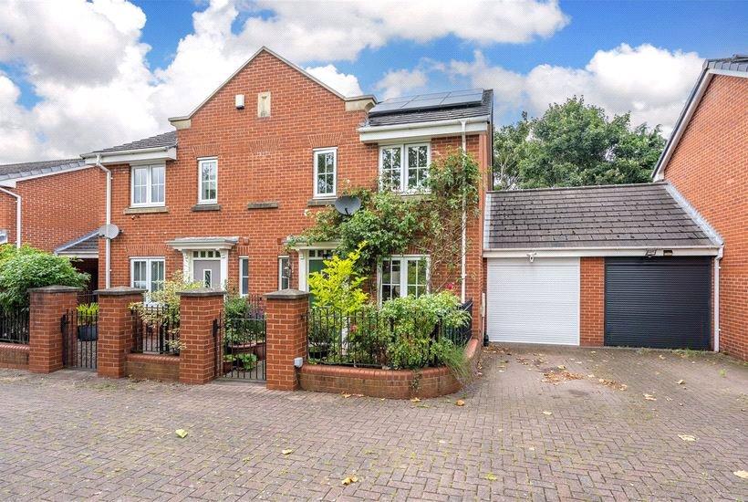 Stanley Road, Bushbury... 3 bed semi-detached house - £230,000