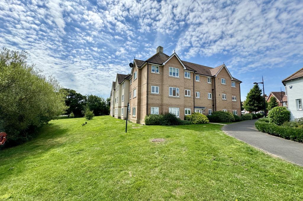 Kensington Way, Polegate, East... 2 bed apartment for sale - £220,000