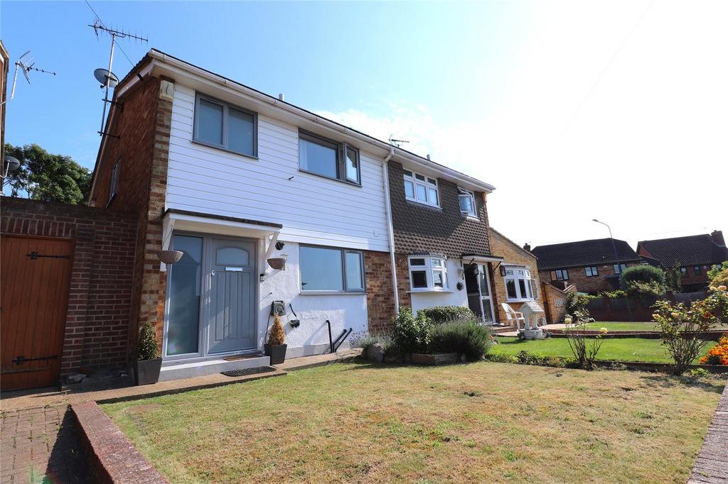 Worcester Close, Greenhithe, Kent, DA9 3 bed semi-detached house - £ ...