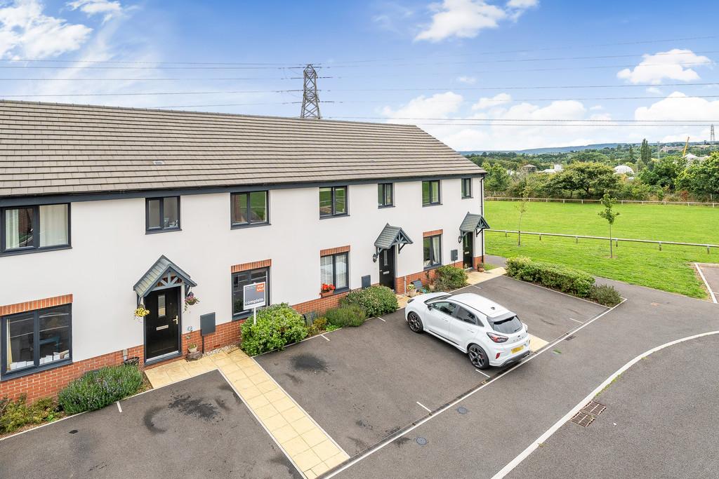 Fortibus Road, Exeter, EX2 7SU 3 bed terraced house - £325,000