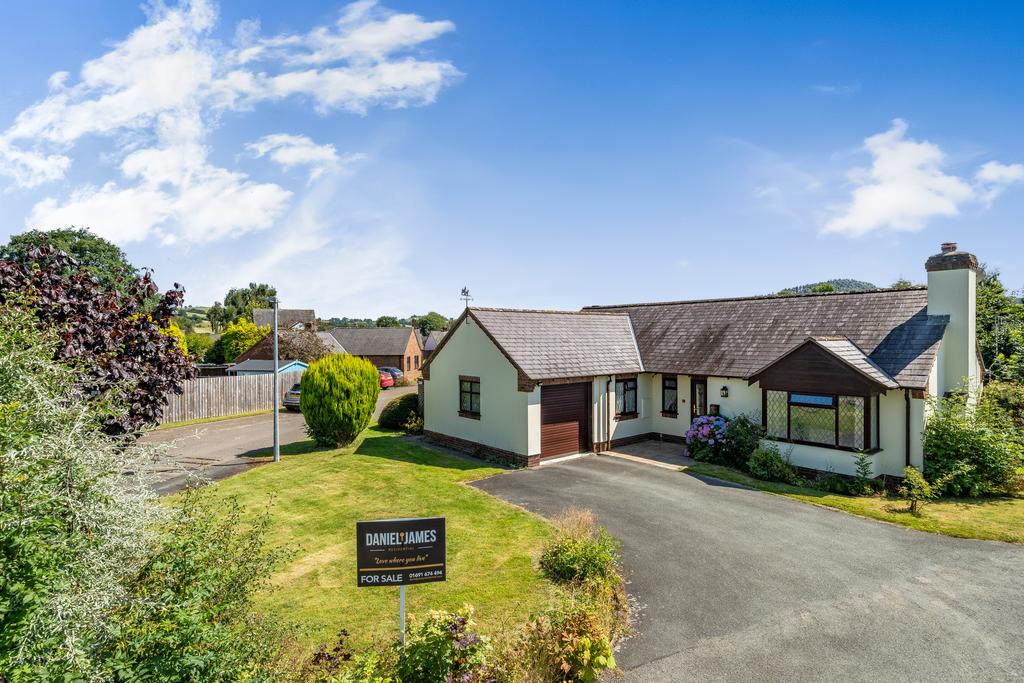 Llanfechain SY22 3 bed bungalow - £300,000