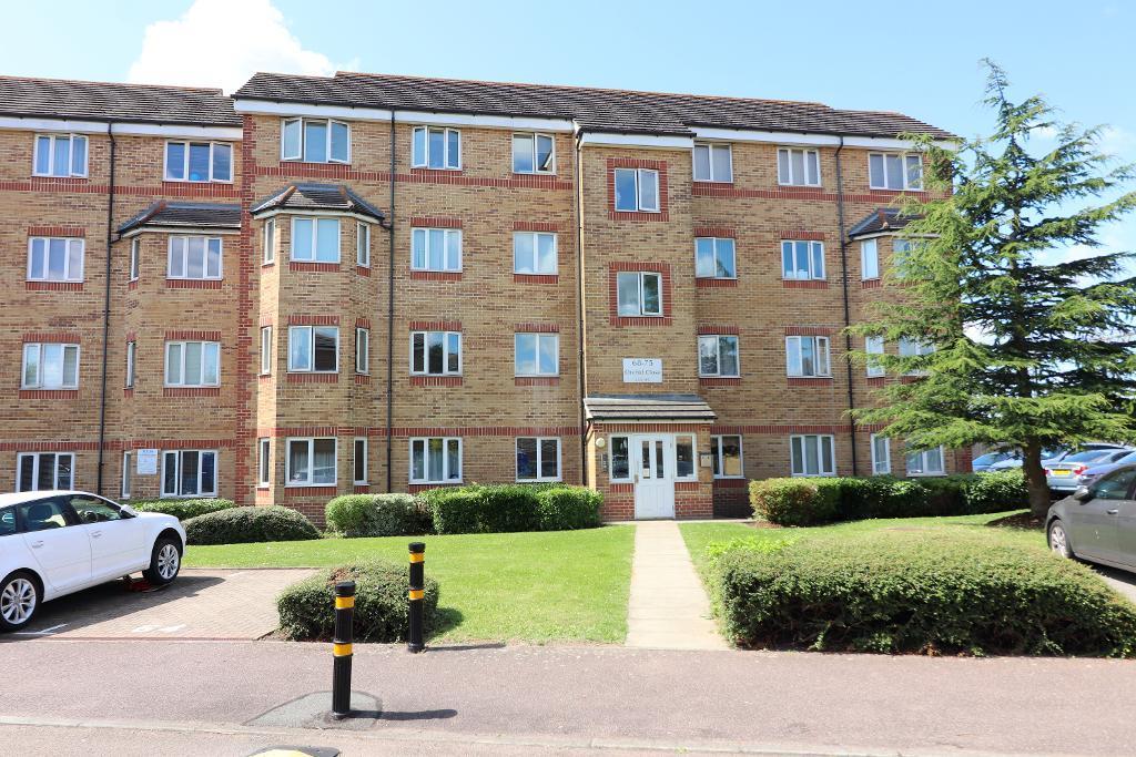 Luton LU3 2 bed flat - £185,000