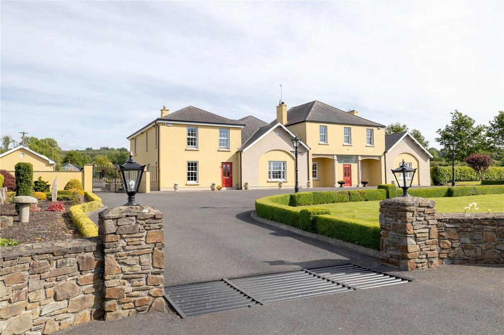 Dublin Road, Castlecomer, Co. Kilkenny 9 bed detached house - £575,284 ...