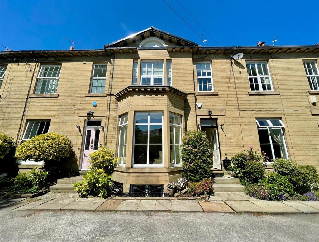 Heathfield Terrace, Skircoat Green... 4 bed terraced house - £395,000
