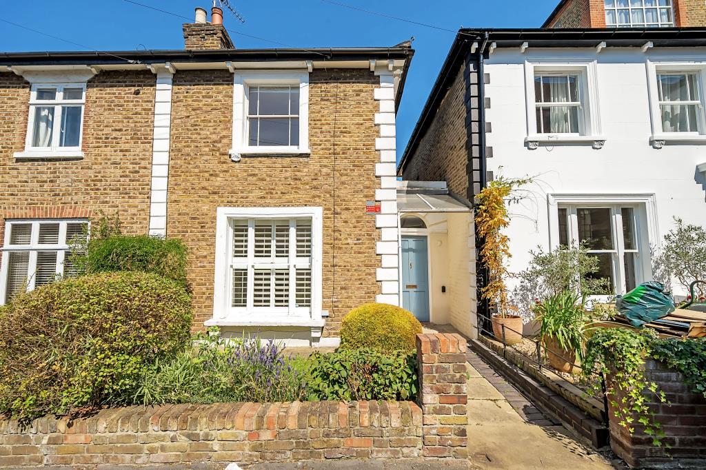 Richmond, Dunstable Road, TW9 2 bed semi-detached house - £1,100,000
