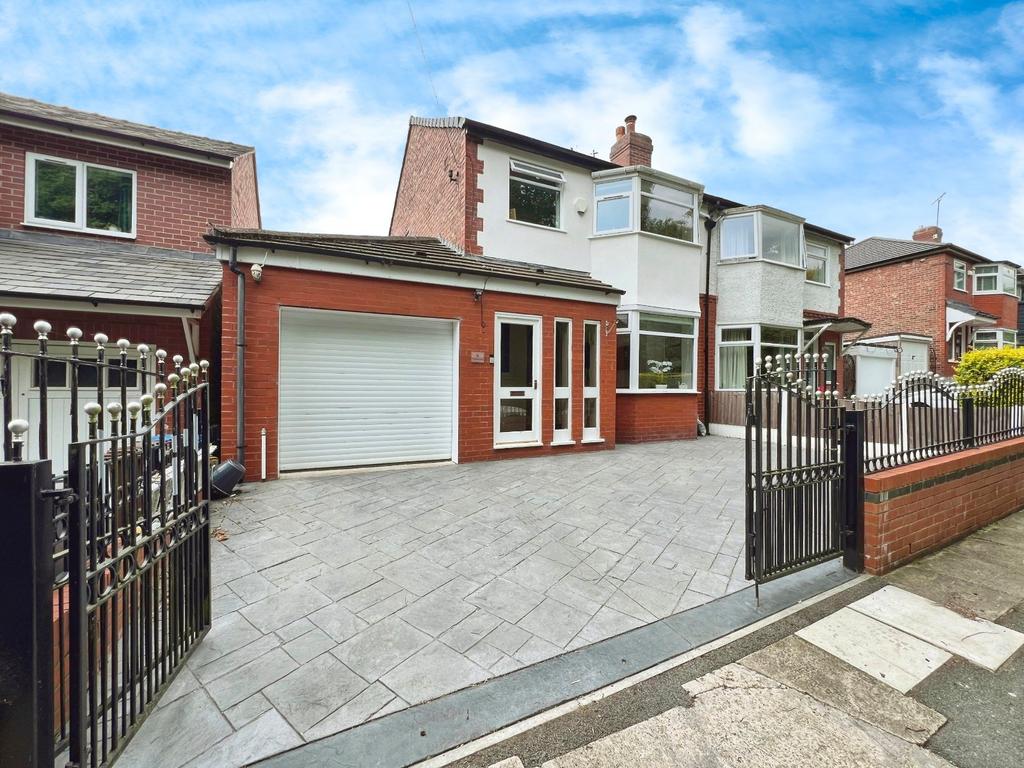 Warren Drive, Swinton, M27 3 bed semi-detached house - £400,000