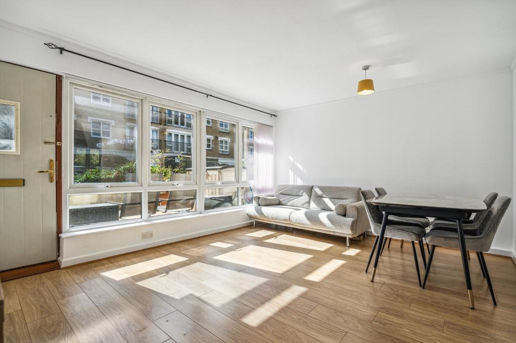 Keswick Road, Putney, London, SW15 2 bed terraced house - £2,750 pcm (£ ...