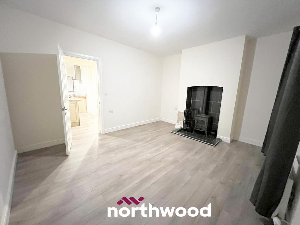 Trundle Lane, Doncaster DN7 2 bed terraced house - £160,000