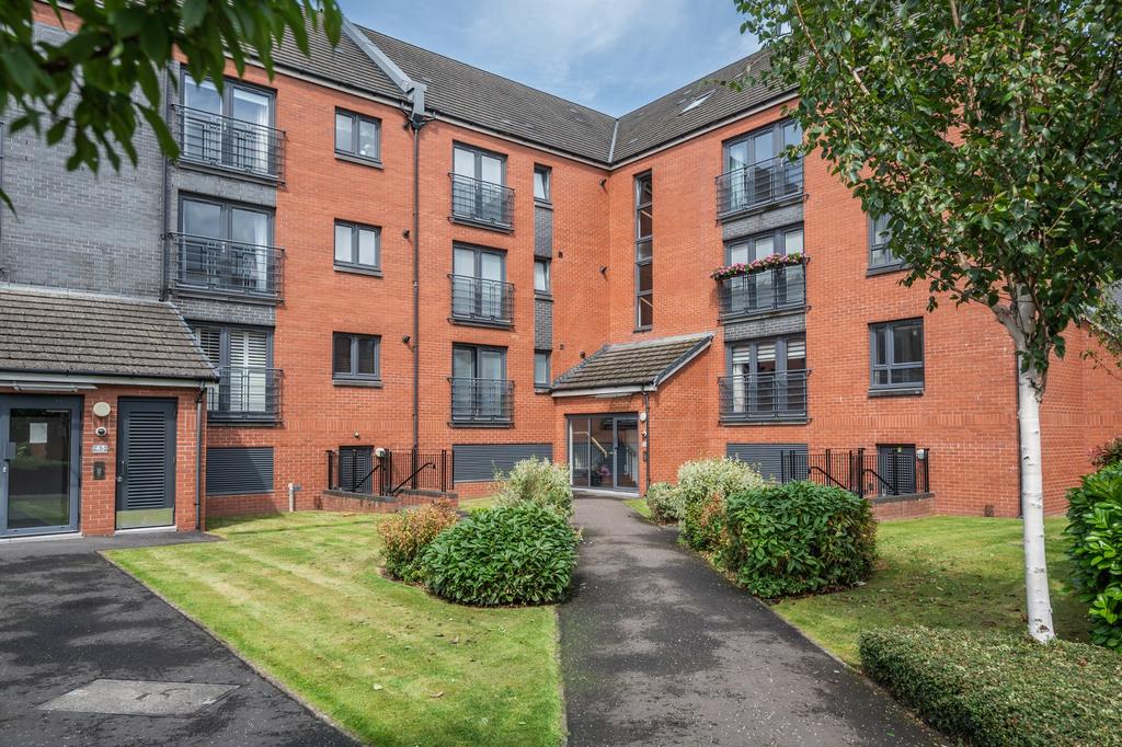 Craigend Circus, Flat 2/2... 3 bed flat - £219,000