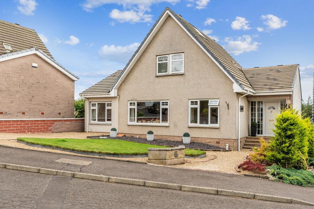 Gadloch View, Lenzie 4 bed detached house - £500,000