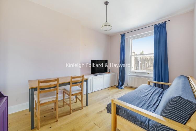Silverdale London SE26 2 bed apartment - £1,800 pcm (£415 pw)