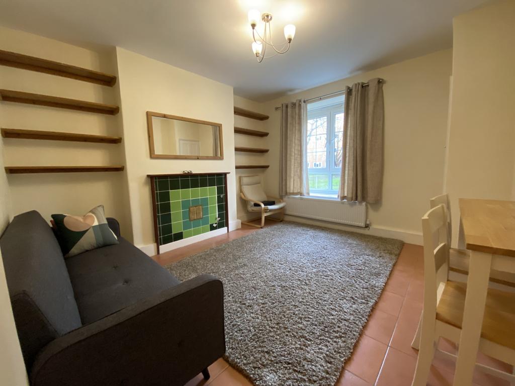 Reardon House, Reardon Street... 2 bed apartment - £1,746 pcm (£403 pw)