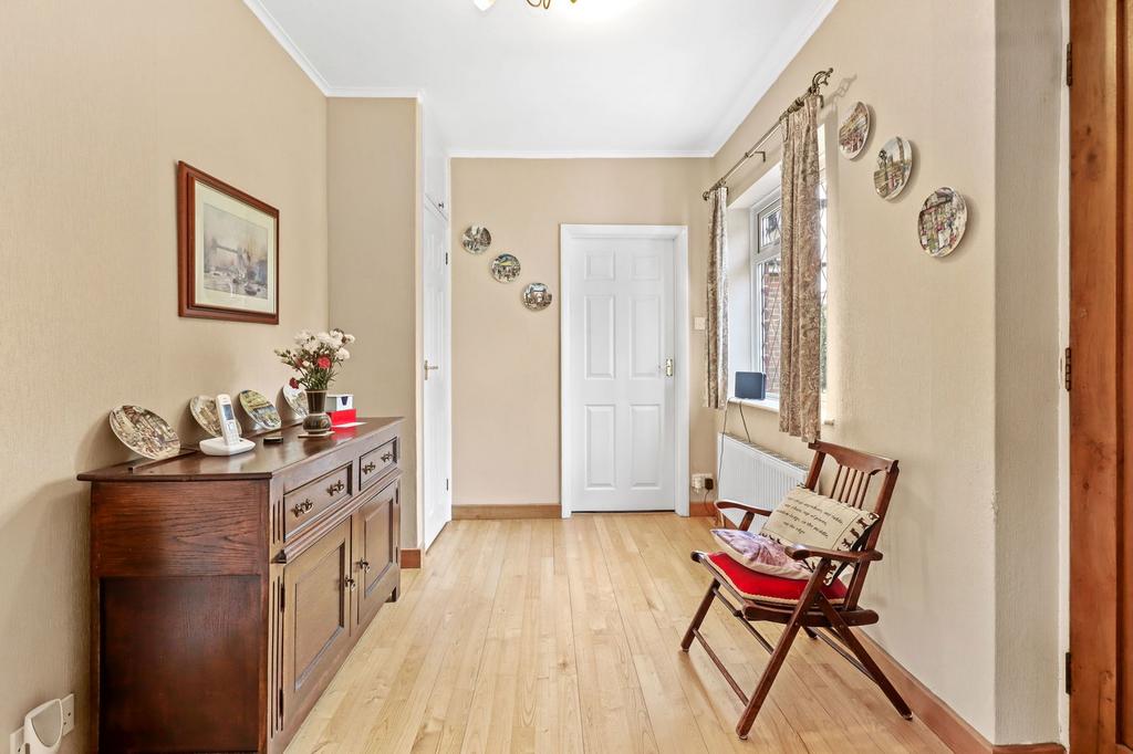 Ashcombe Lane, Lewes BN7 3 bed detached bungalow for sale - £850,000