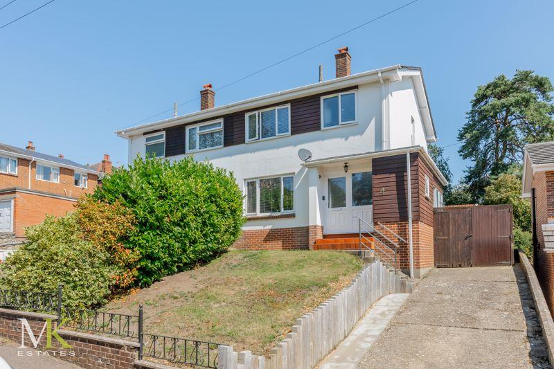 Meadow Court Close, Bournemouth BH9 3 bed semi-detached house - £350,000