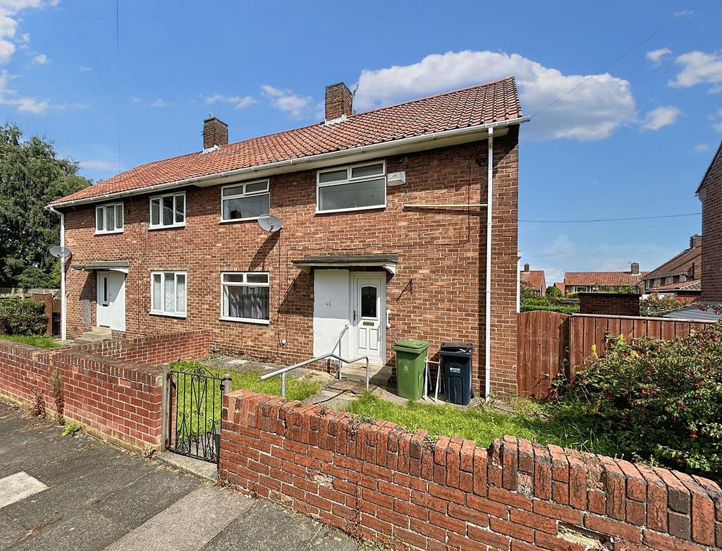 Malvern Gardens, Lobley Hill... 3 bed semi-detached house - £135,000