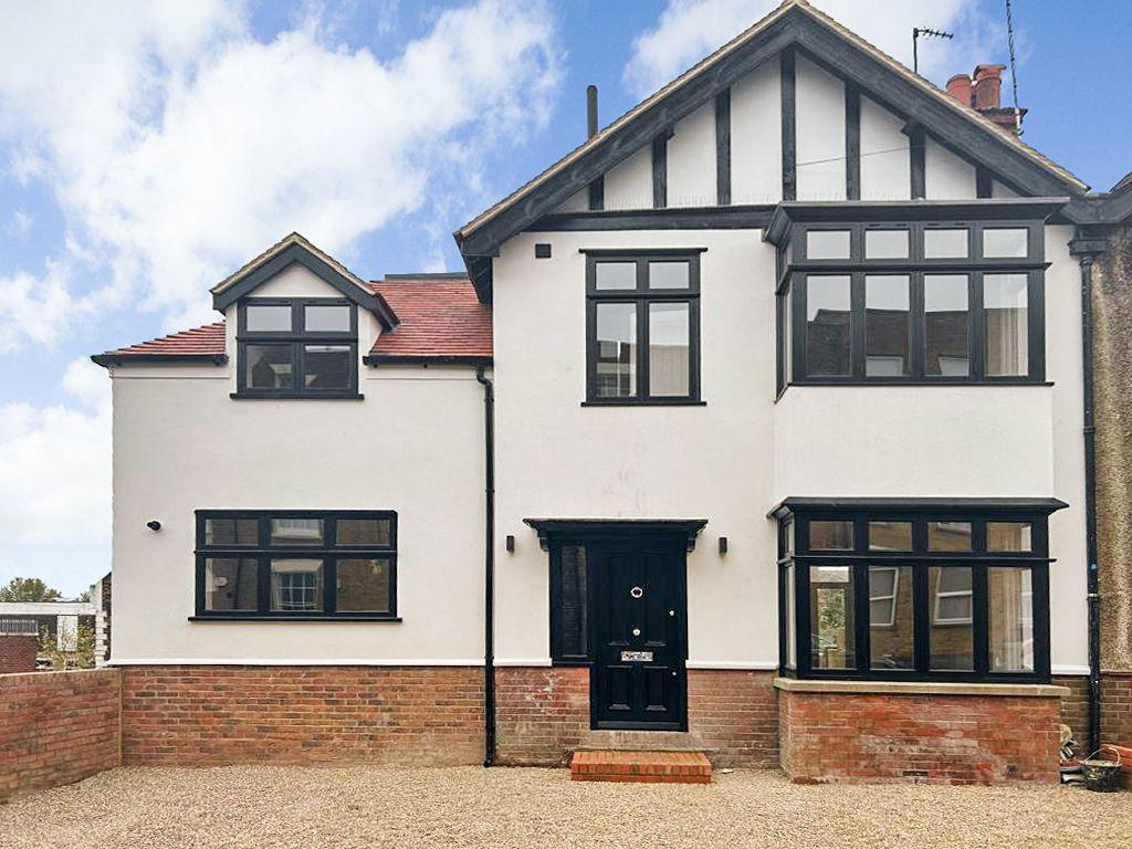 Chapel Place, Ramsgate CT11 5 bed semi-detached house - £650,000