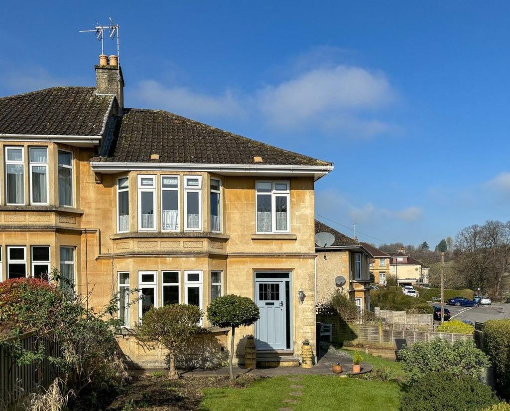 Bay Tree Road, Bath BA1 4 bed semi-detached house for sale - £600,000