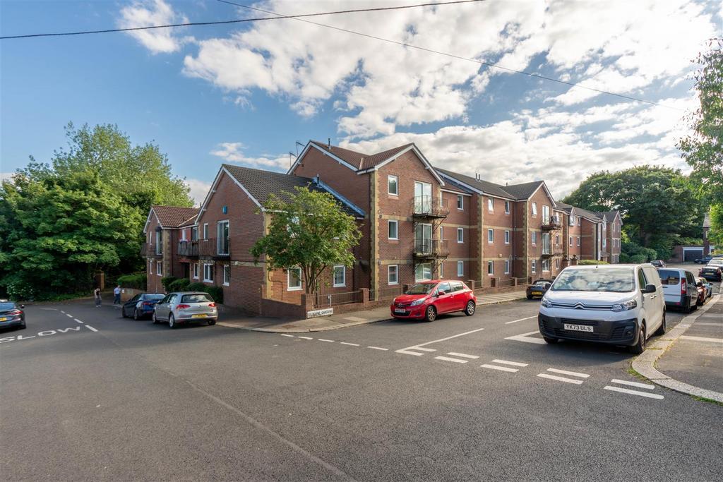 Deneside Court, Jesmond Vale, NE2 2 bed apartment - £1,050 pcm (£242 pw)