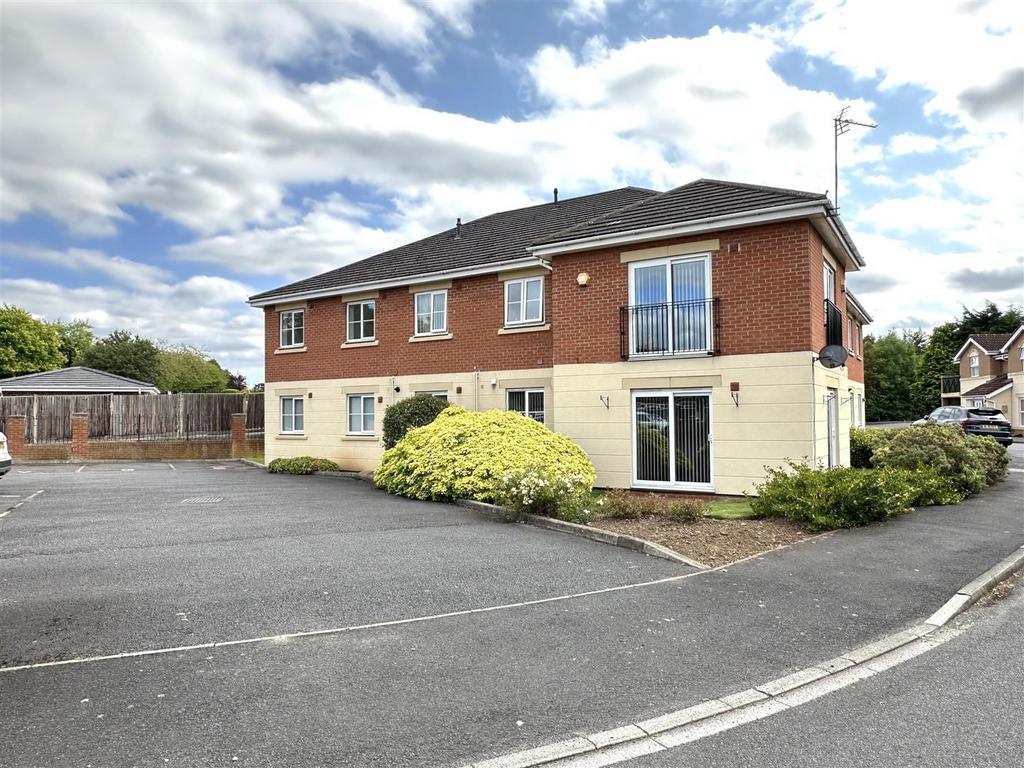 Finchlay Court, Middlesbrough, TS5 8EL 2 bed flat for sale - £90,000