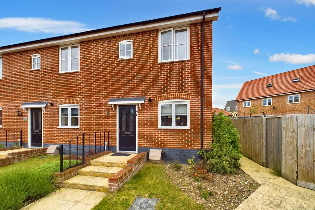 Swale View, Thetford, IP24 2 bed end of terrace house - £210,000