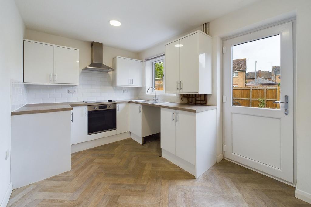 Manse Court, Thetford, IP24 2 bed terraced house - £170,000