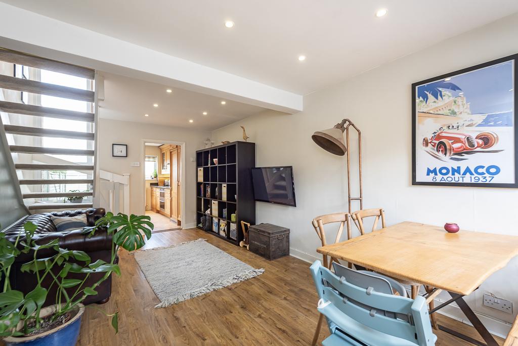 Alma Cut, Hertfordshire AL1 2 bed terraced house for sale - £550,000