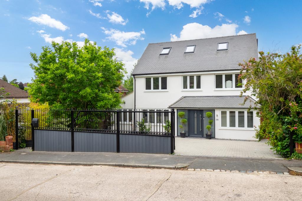 Nonsuch Walk, Sutton SM2 6 bed detached house - £1,450,000