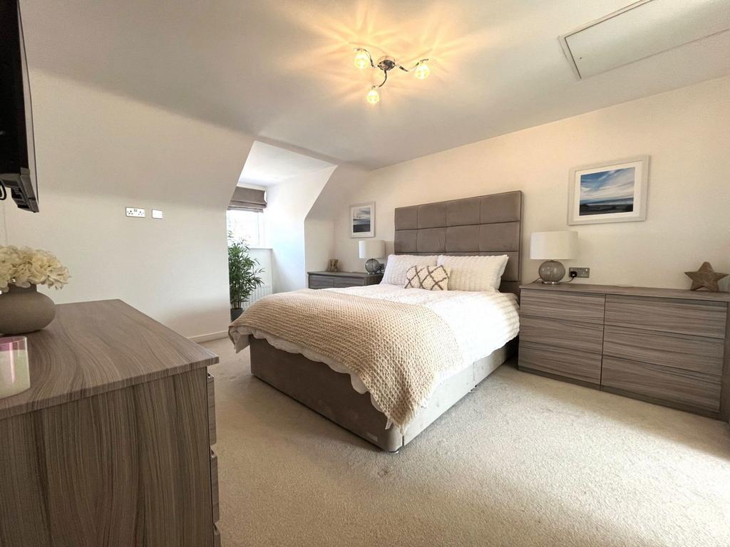 St. Thomas More Drive, Southport, PR8... 3 bed semi-detached house - £ ...