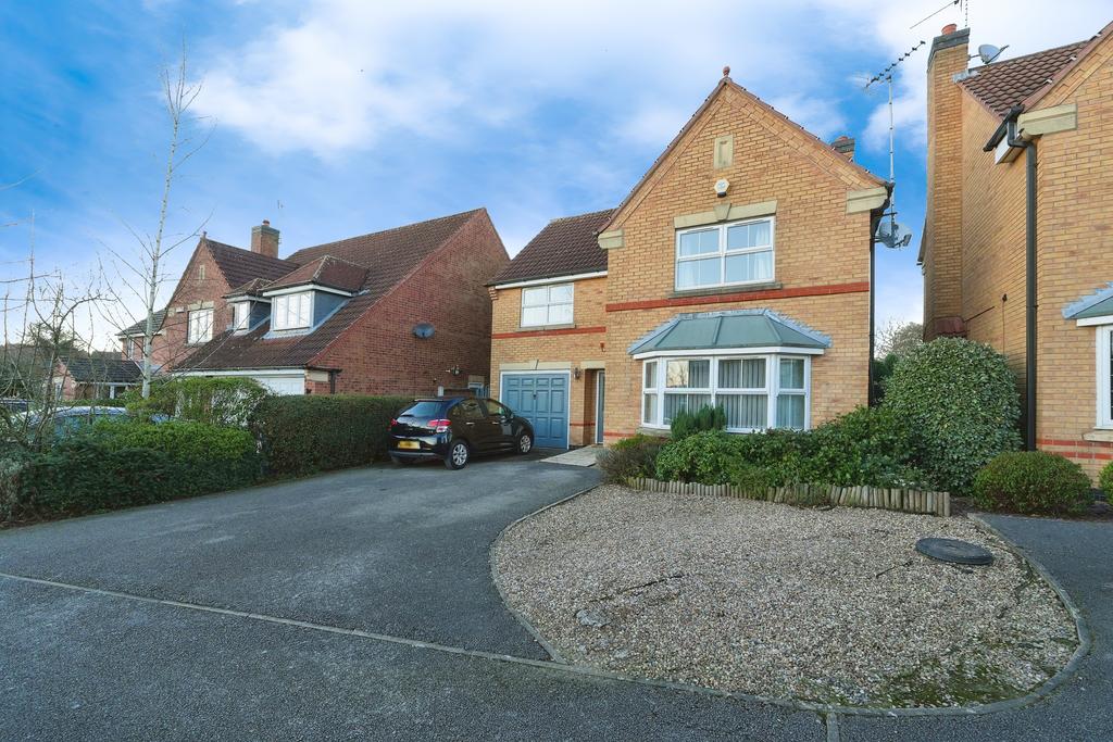 Springwell Park Drive, Chesterfield S43 4 bed detached house - £360,000