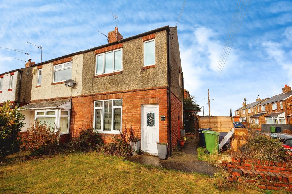 Charlton Villas, Ryton NE40 2 bed semi-detached house - £89,950