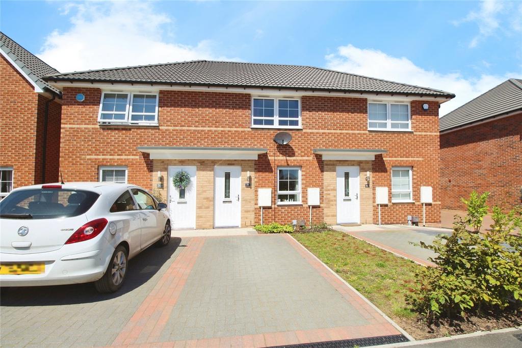 Pippin Way, Doncaster DN7 2 bed terraced house - £165,000