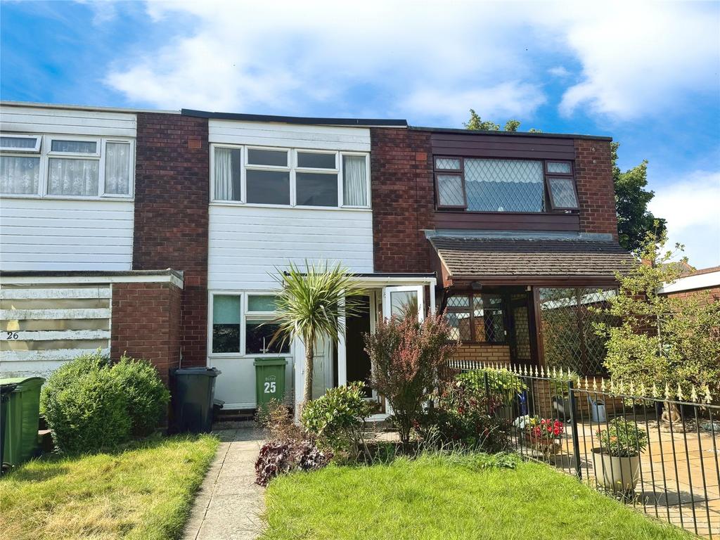 Beechfield Close, West Midlands B62 3 bed terraced house - £985 pcm (£ ...