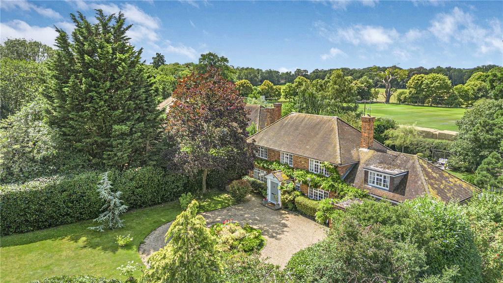 Innings Lane, White Waltham... 5 bed detached house for sale - £1,795,000