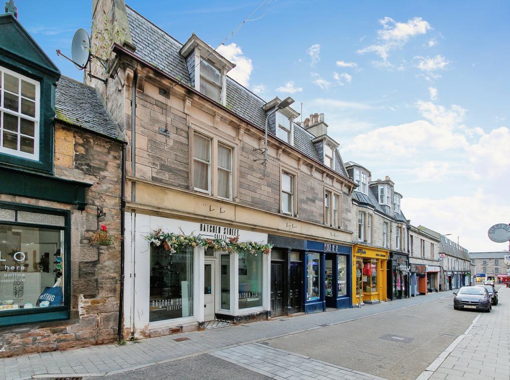 Batchen Street, Moray IV30 2 bed flat - £85,000