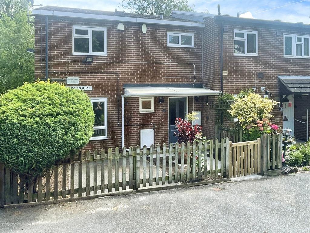 Sheldon Court, Derby DE24 3 bed end of terrace house - £180,000