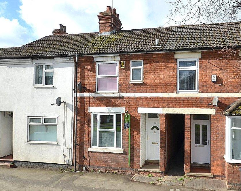 Windmill Avenue, Northamptonshire NN16 3 bed terraced house - £1,000 ...