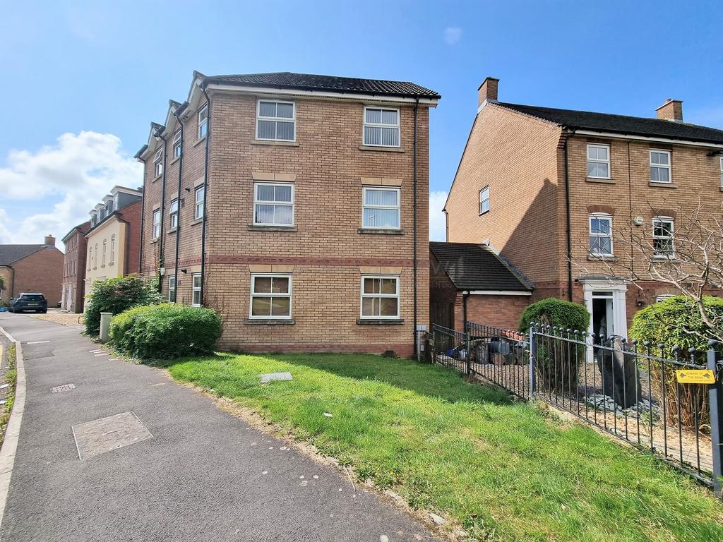 Longacres, Brackla, Bridgend County.... 2 bed flat - £135,000