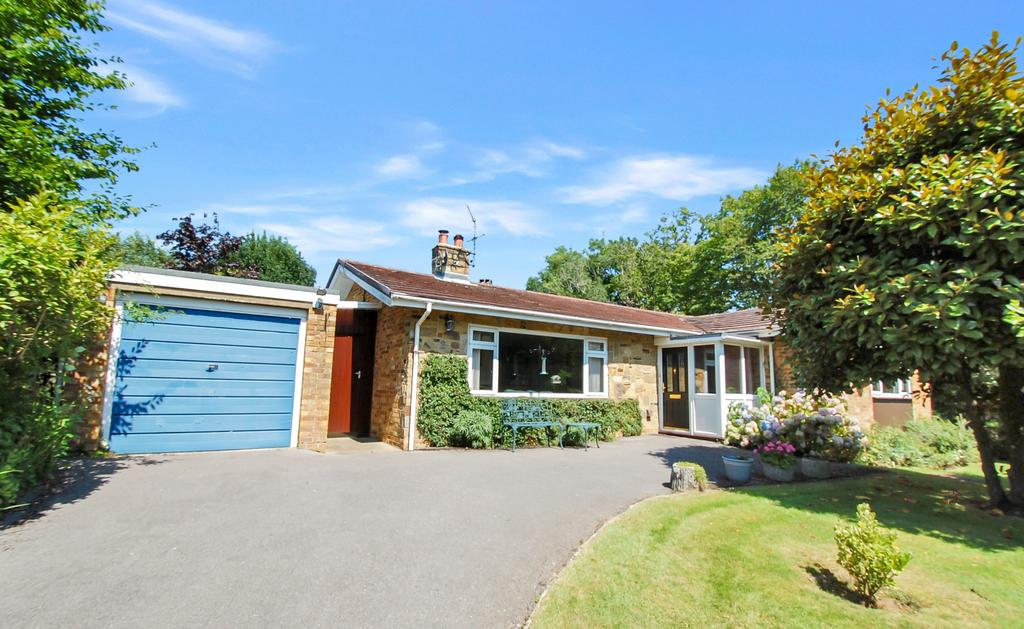 RUSPER VILLAGE BUNGALOW 3 bed detached bungalow - £600,000