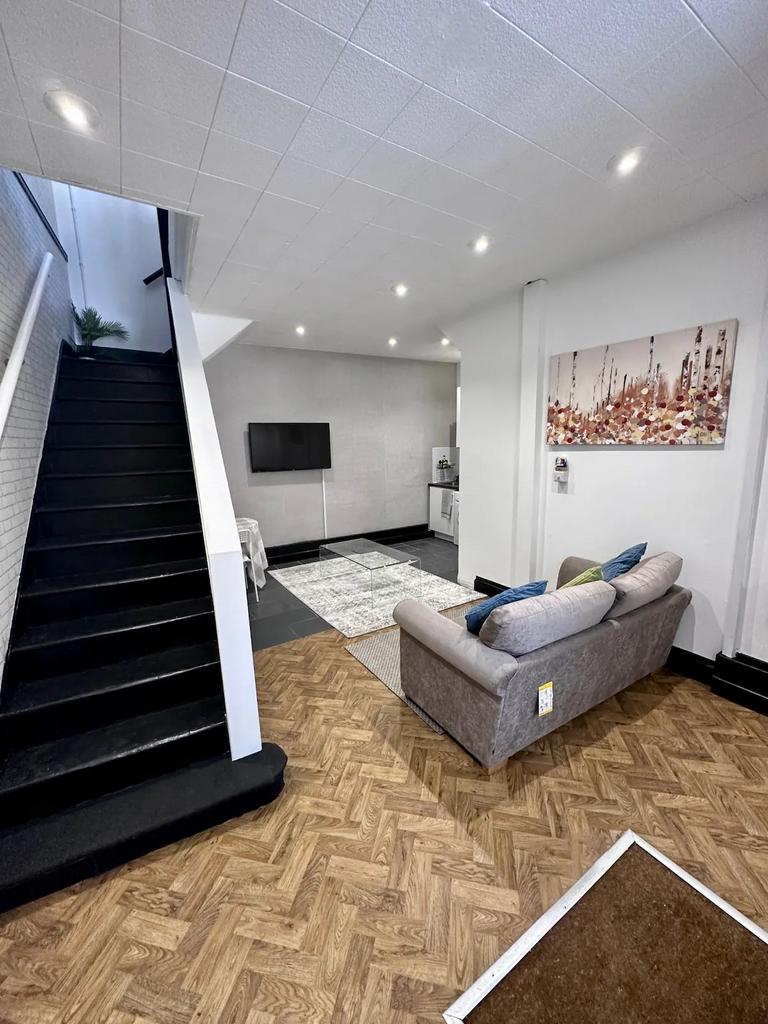 Poole Hill, Bournemouth, BH2 1 bed apartment - £1,200 pcm (£277 pw)
