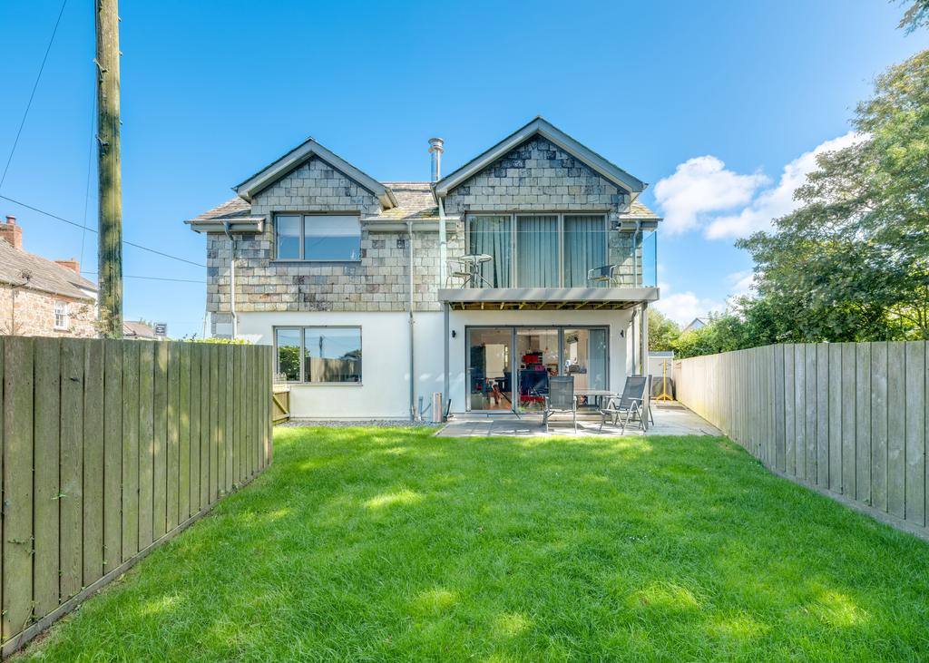 Pentire 3 bed detached house for sale - £650,000