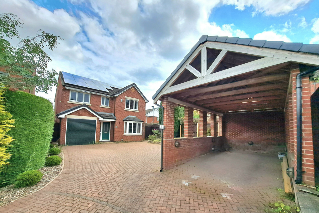 Lilac Court, Congleton CW12 4 bed detached house for sale - £450,000