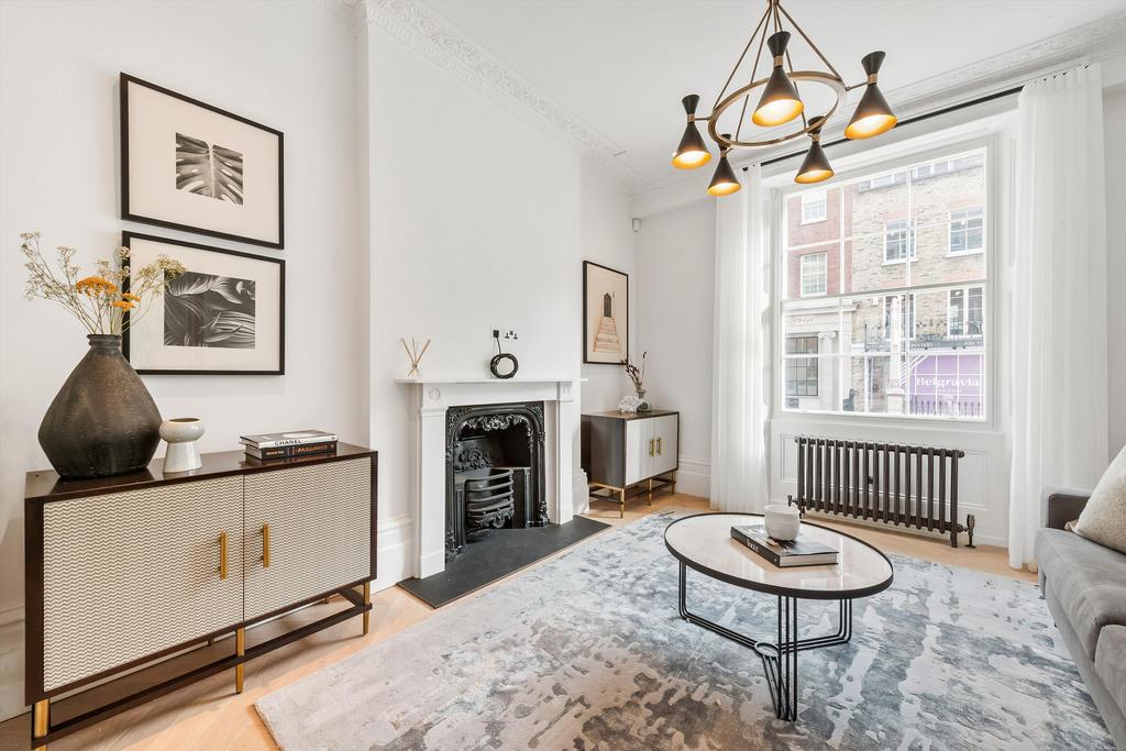 Ebury Street, London, SW1W 2 bed flat - £7,150 pcm (£1,650 pw)