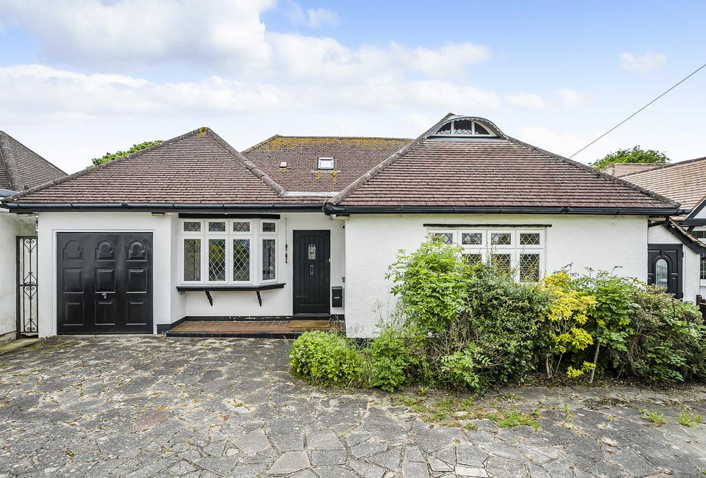 Mitchley View, South Croydon CR2 5 bed bungalow - £775,000