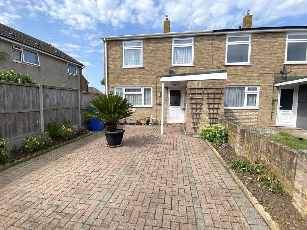 Mentmore Road, Ramsgate 2 bed end of terrace house - £250,000