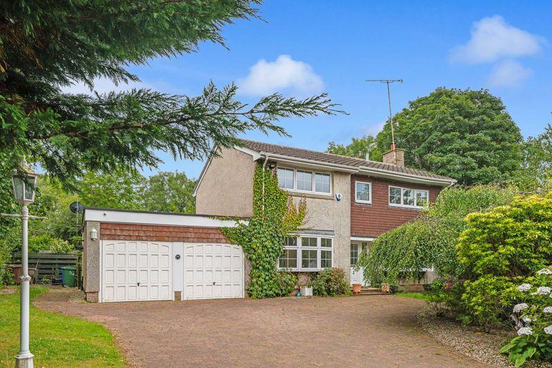 24 Guiltreehill, Alloway, Ayr, KA7 4XG 4 bed detached house - £2,000 ...